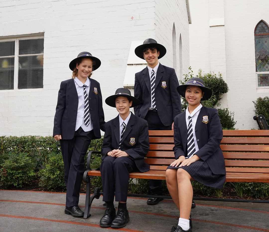 Uniform Shop